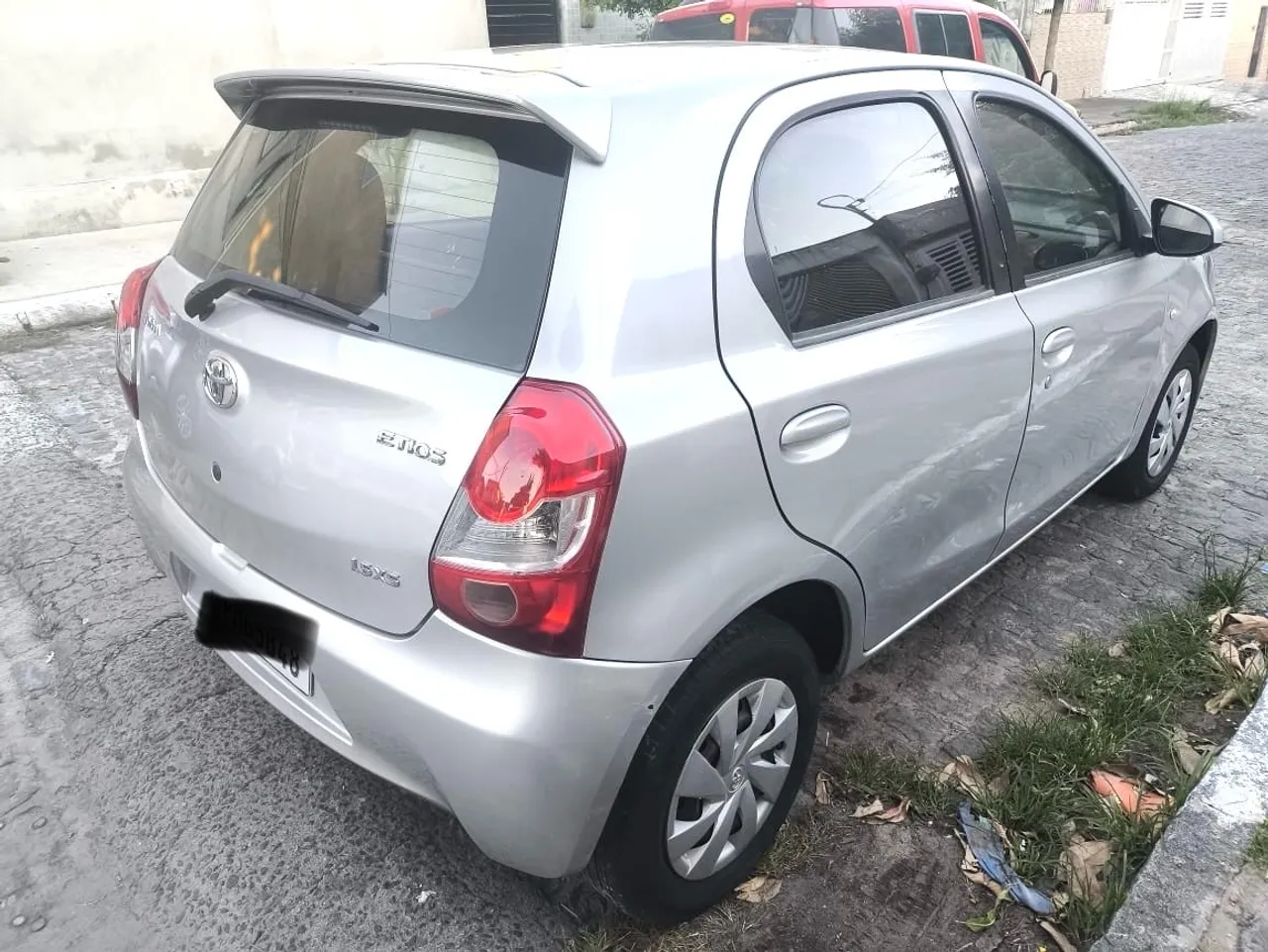 "toyota etios 2015" - Carros Usados e Novos à venda