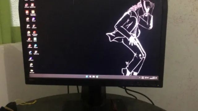 21 polegadas no Brasil