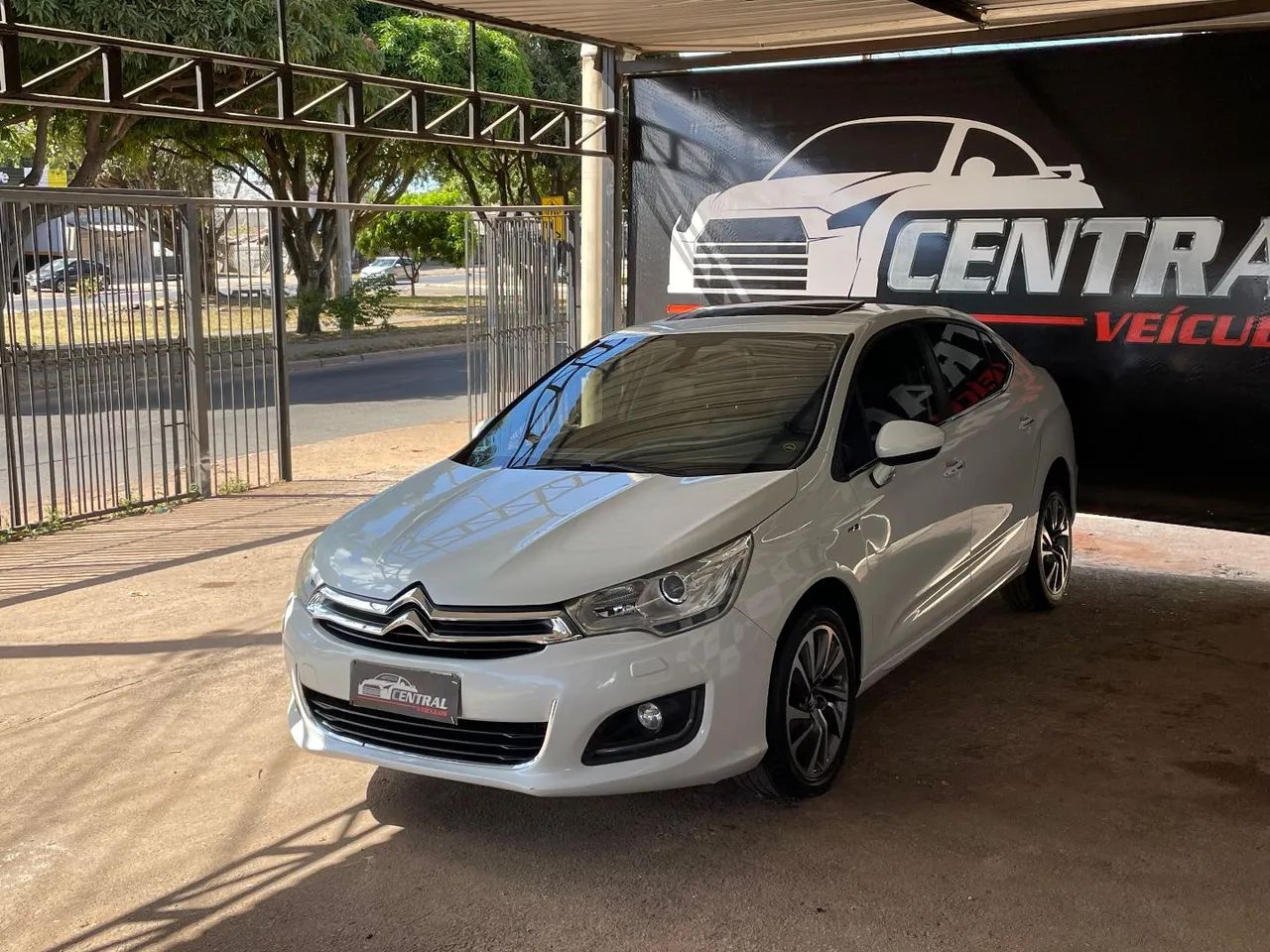 "citroen c4 lounge 2017" no Brasil