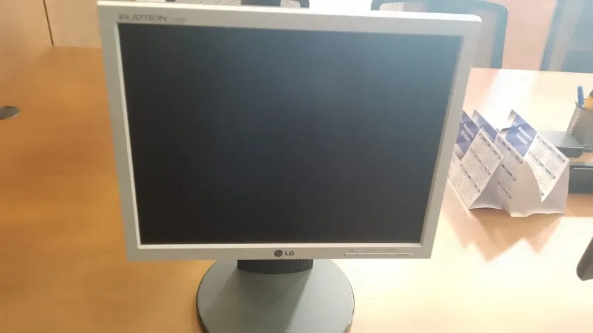 "monitor de 14 polegadas" - Monitores no Brasil