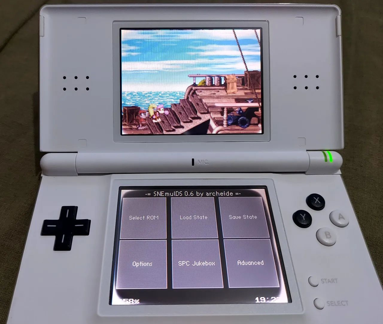 Cartão R4 para Nintendo DS, com muitos jogos e emuladores. - Peças e ...