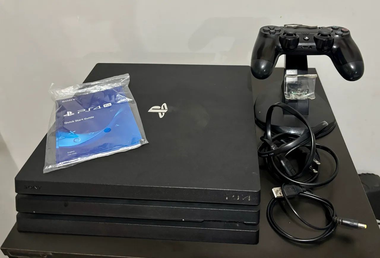 Ps4 Pro desbloqueado + controle + base de carregar, cabos e manual ...