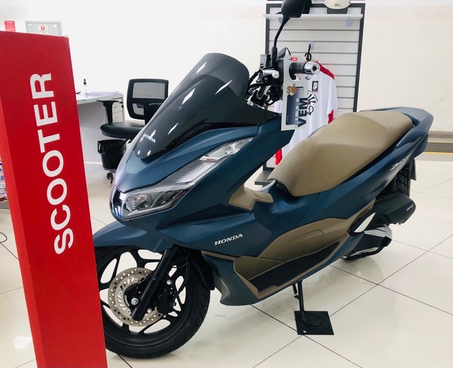 Motos HONDA PCX 2024 no Brasil