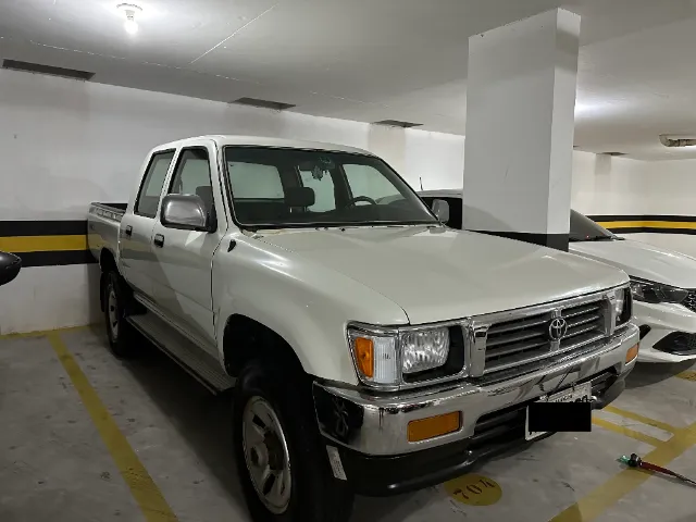 "toyota hilux 99" - Carros Usados e Novos à venda