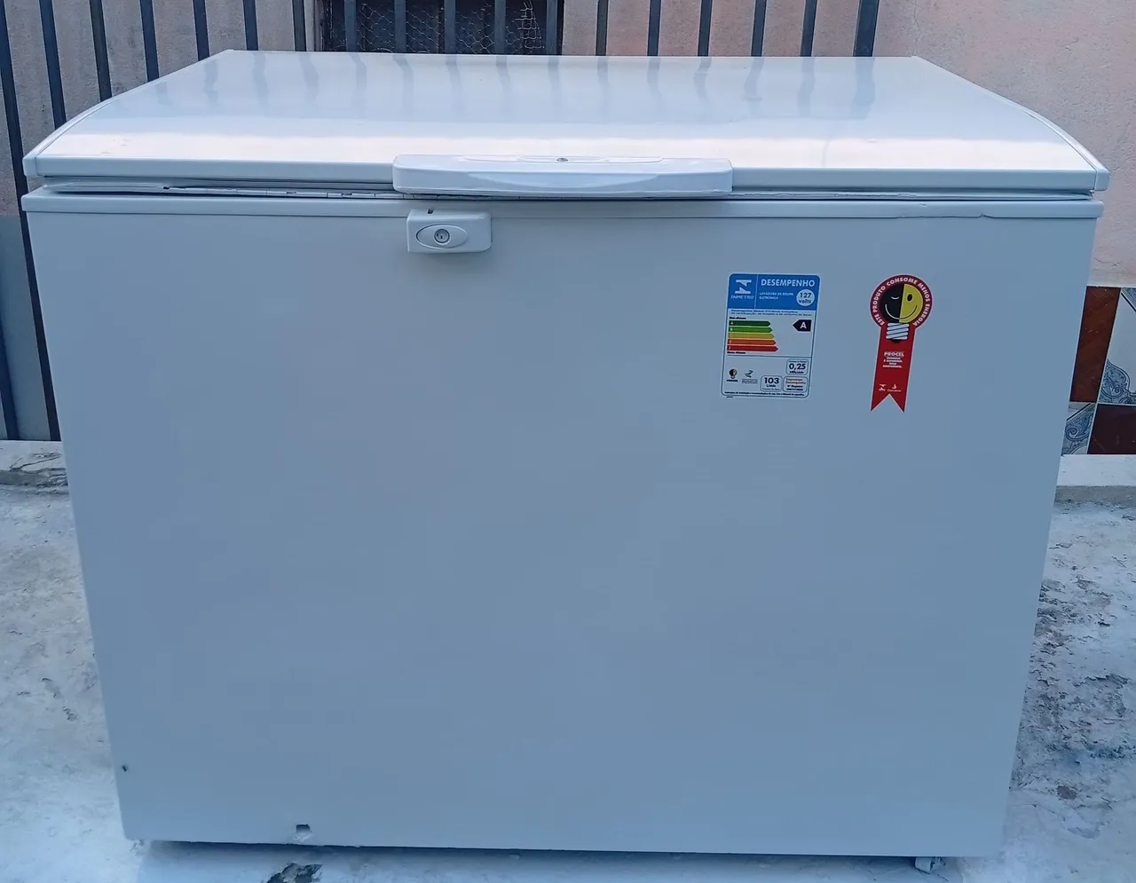 "freezer-pequeno" - Geladeiras e Freezers no Brasil