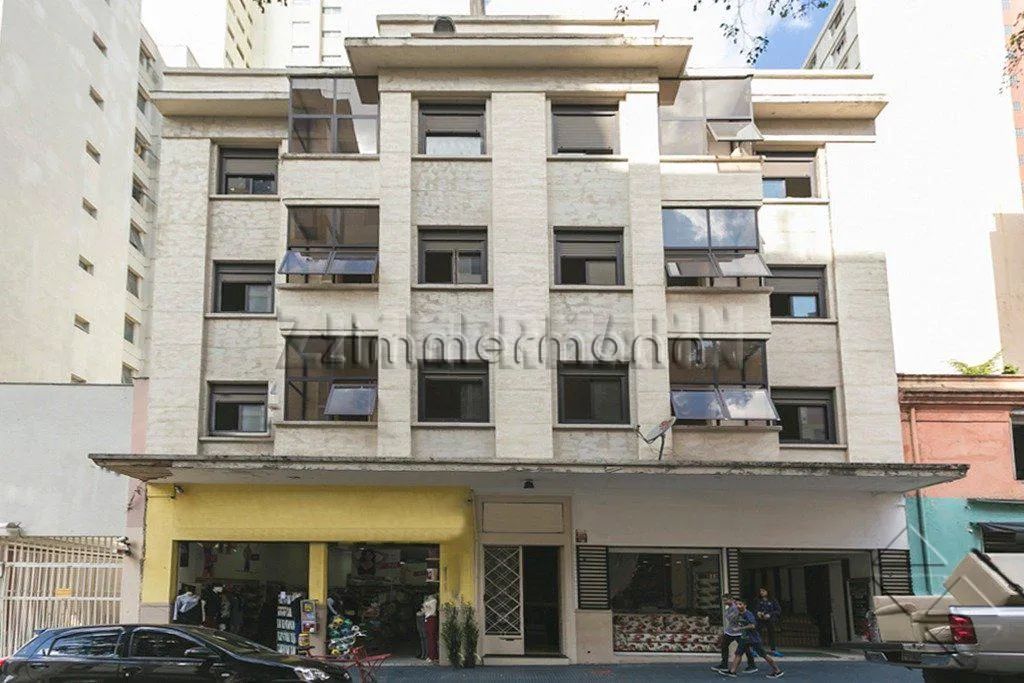 Prédio de 3 andares residencial com espaço comercial no térreo ...