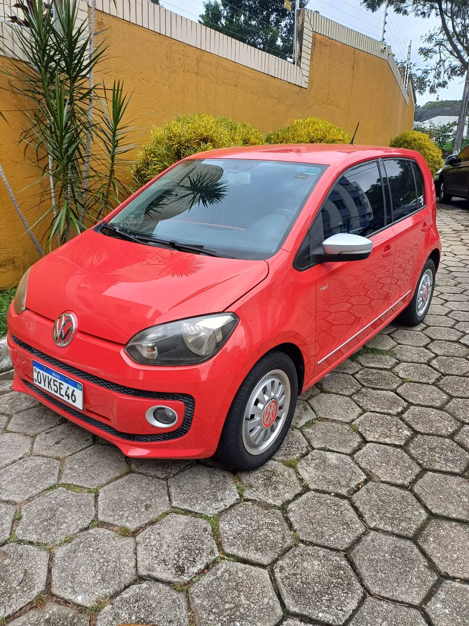 Volkswagen Up! 2014 Usados e Novos