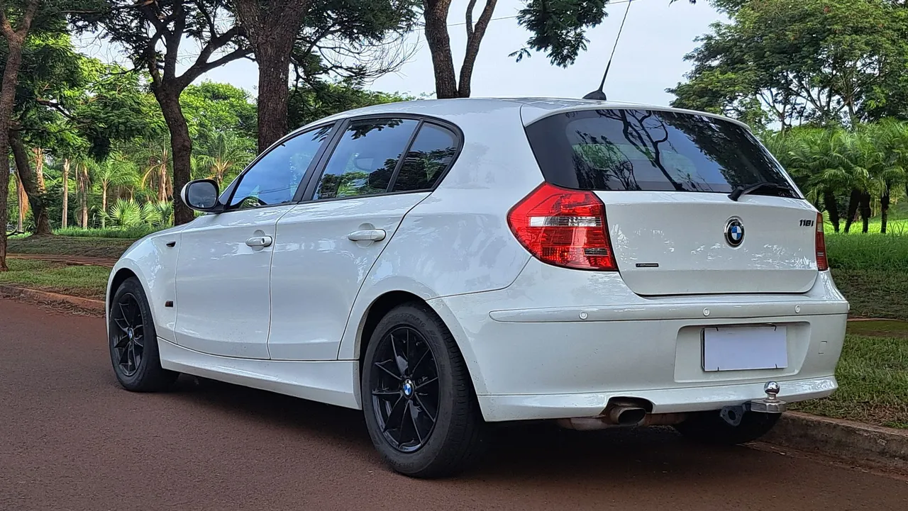 BMW 118IA 2011 Usados e Novos
