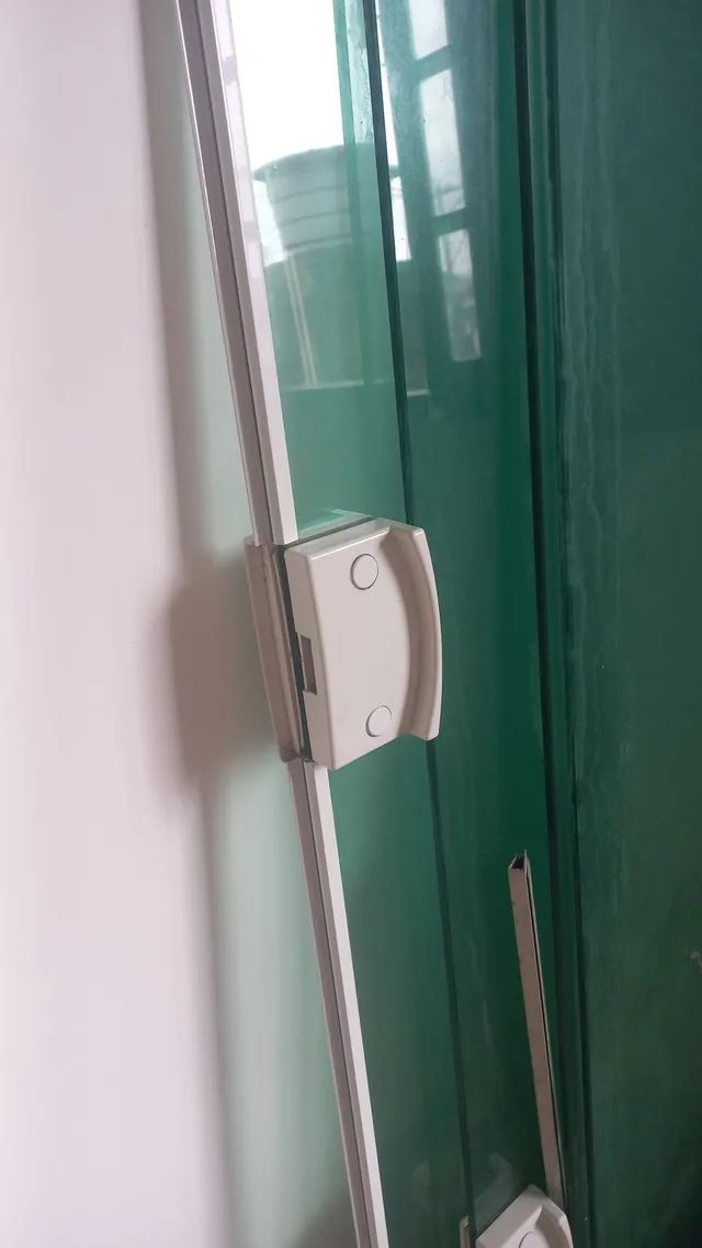 "janelas de blindex verde" no Brasil