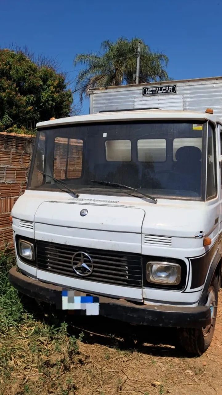 Mercedes-Benz 608 1975 Diesel | Pneus Novos | Doc OK | Direção ...