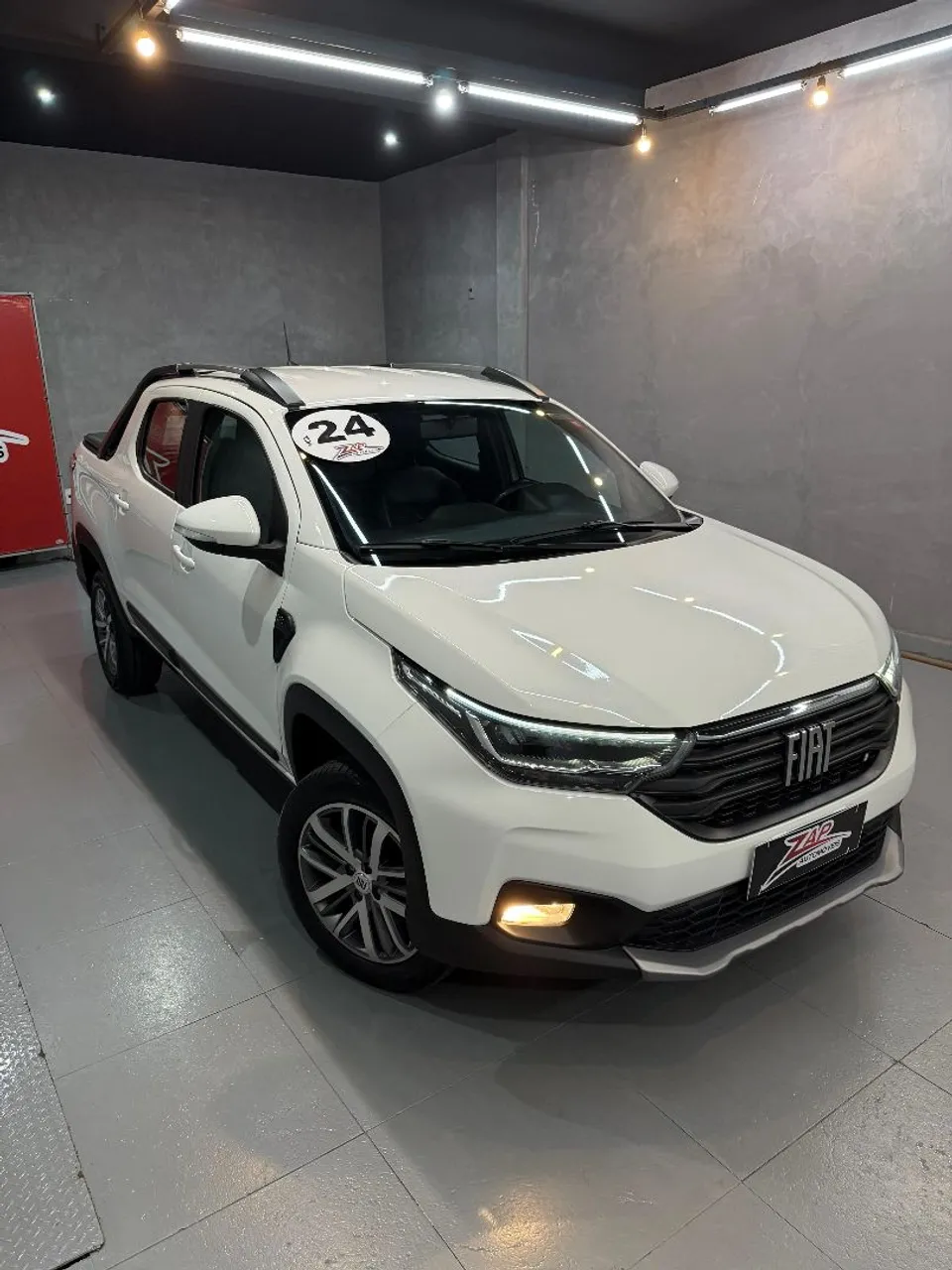 FIAT STRADA VOLCANO 1.3 FLEX 8V CD AUT. Usados e Novos