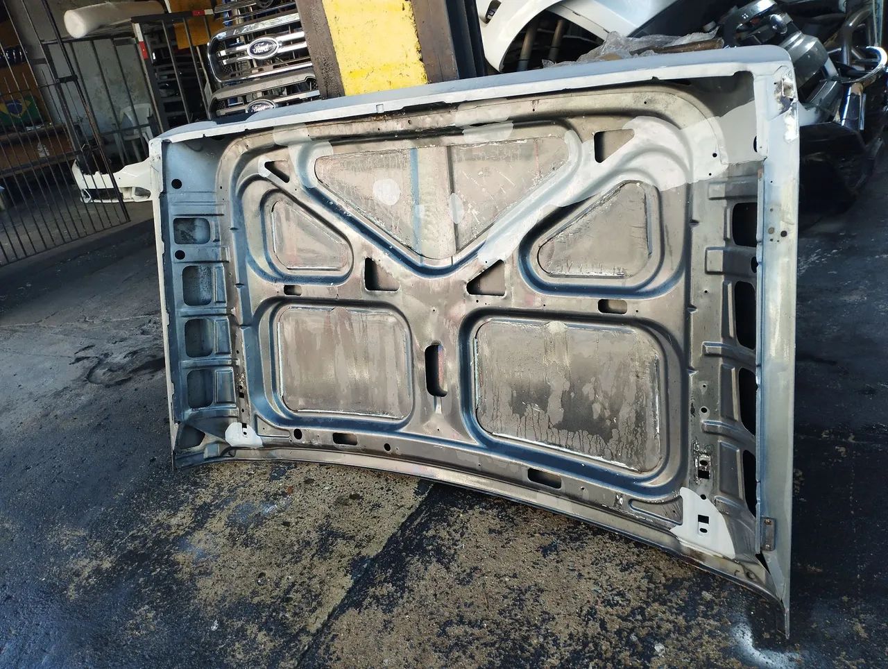 Capô F1000 F4000 F600 1972 a 1992 - Trailers e carrinhos comerciais ...