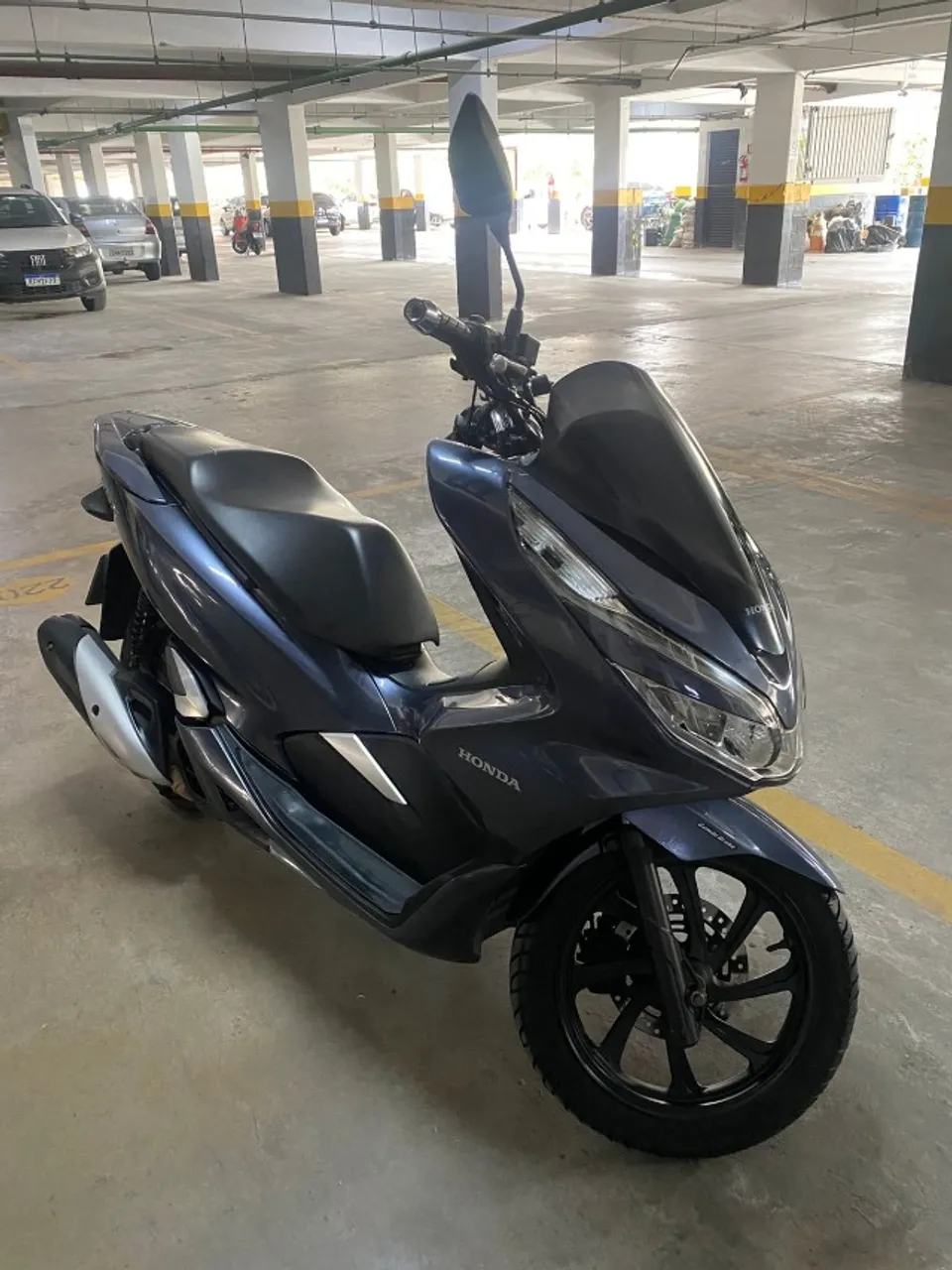 Motos HONDA PCX 2021 no Brasil