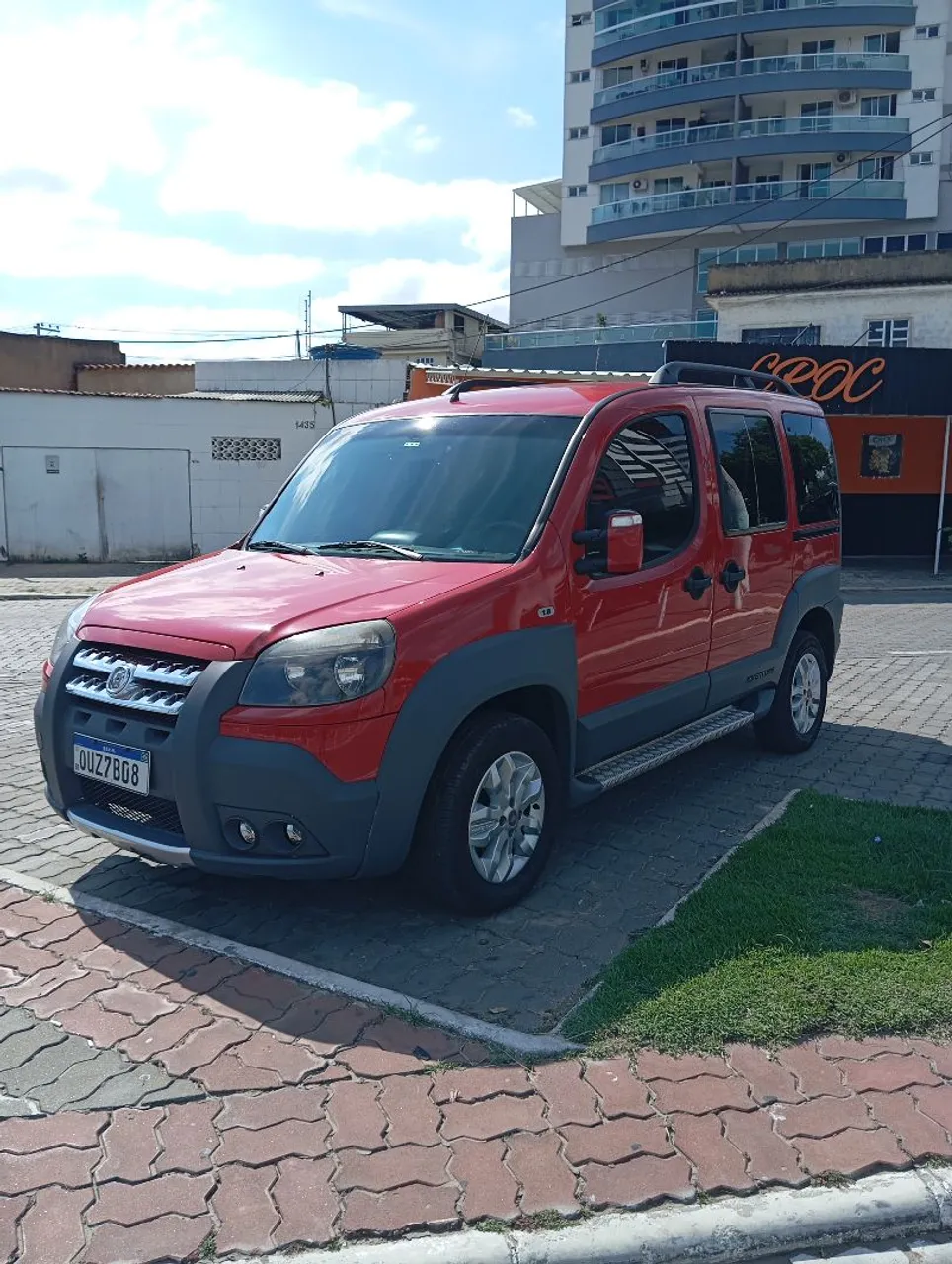 "carros com 6 lugares" - Carros Usados e Novos à venda