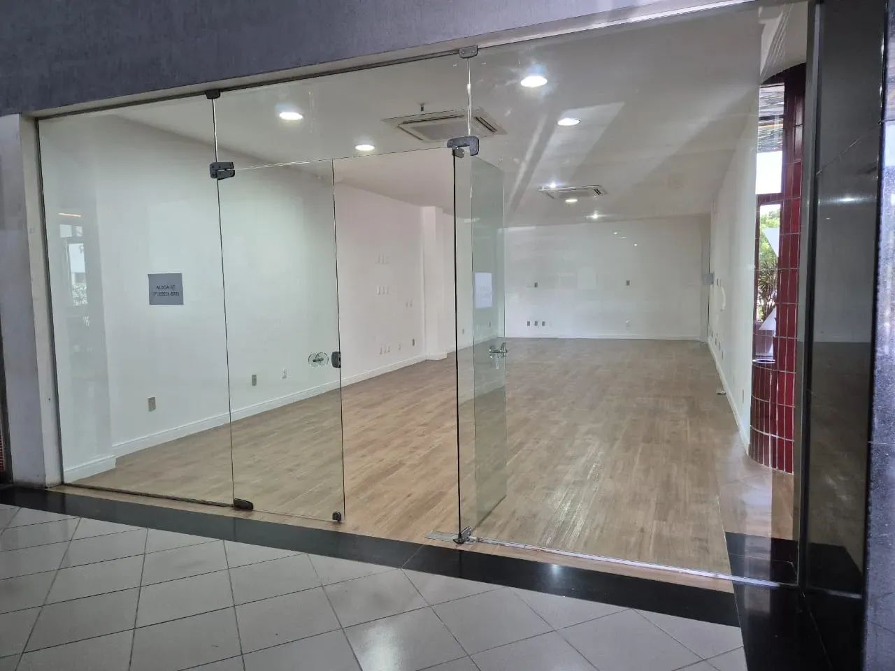 ALUGO LOJA COM 70m2 NO CENTRO MÉDICO LOUIS PASTEUR NO ITAIGARA ...