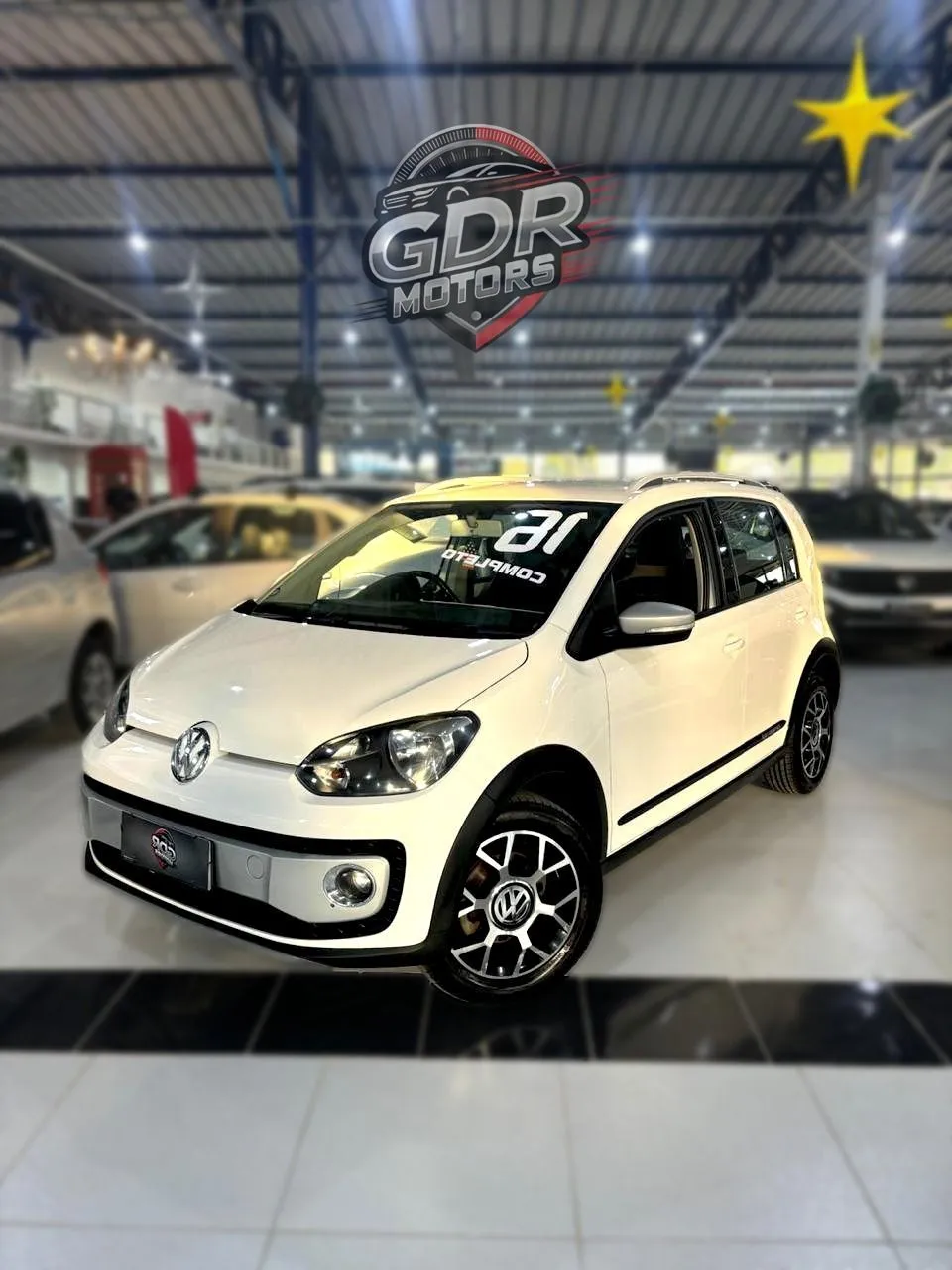 VOLKSWAGEN UP! CROSS 1.0 TSI TOTAL FLEX 12V 5P Usados e Novos em SP