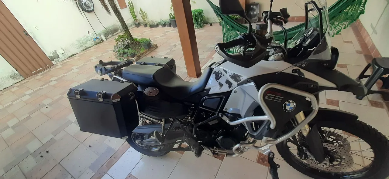 Motos BMW F no Brasil