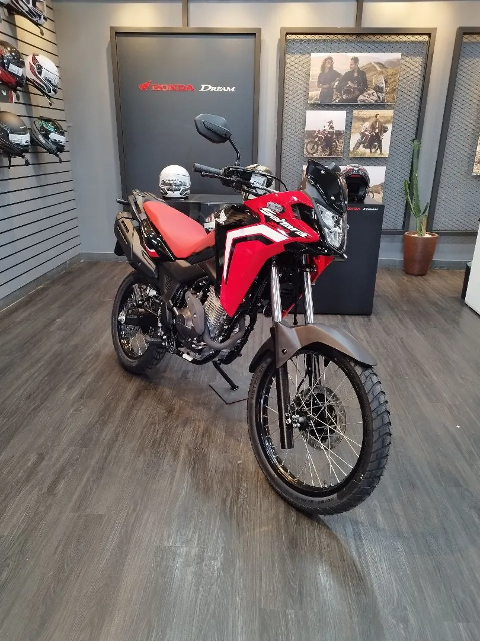 Motos HONDA SAHARA no Brasil