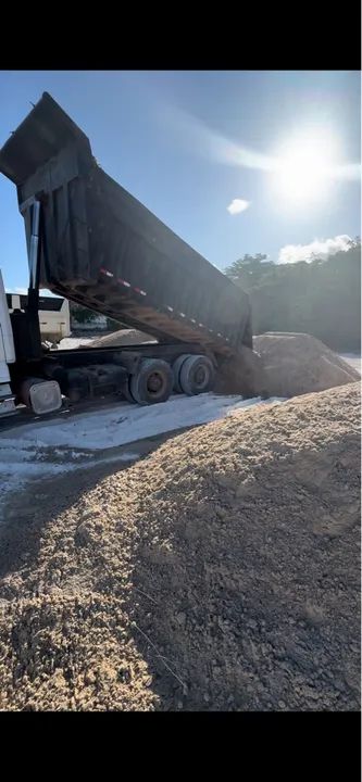 Caçamba basculante 14m3 - Caminhões - Pojuca 1384795495 | OLX