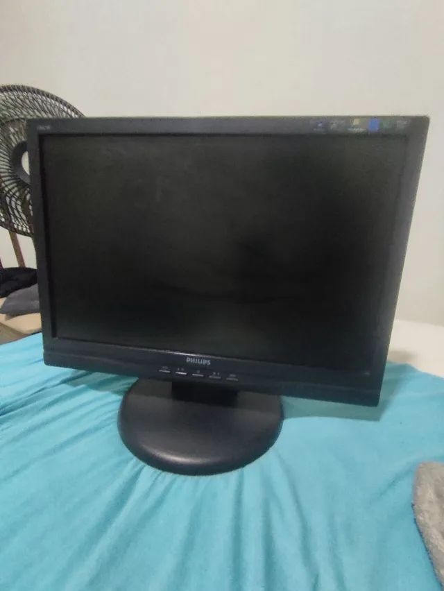 "monitor philips 17 polegadas" no Brasil