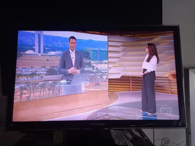 "tv 24 polegadas com conversor digital" no Brasil