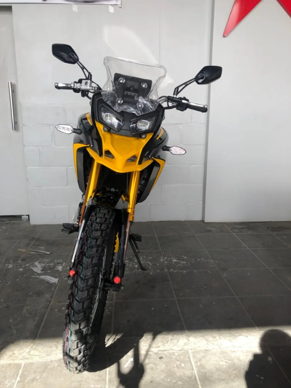 Motos SHINERAY SHI 250 no Brasil