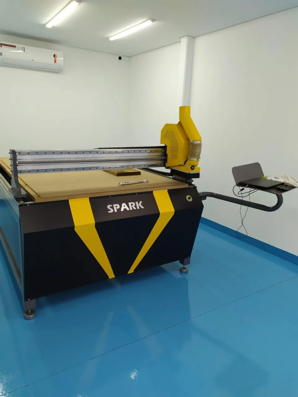 "maquina router cnc" - Máquinas para produção industrial no Brasil