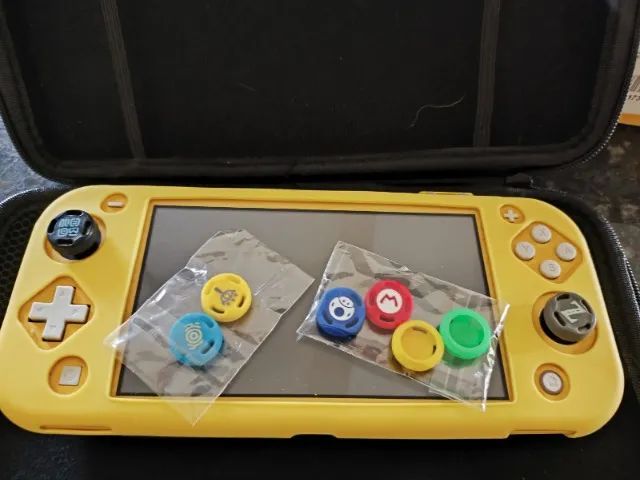 VENDO NINTENDO SWITCH LITE + POKEMON ARCEUS + MEGAMAN - Consoles de ...