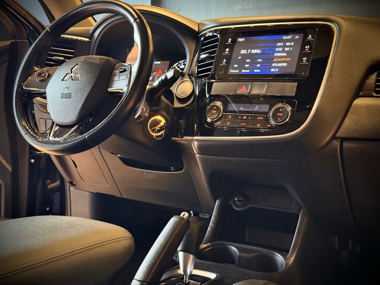 MITSUBISHI OUTLANDER 2016 Usados e Novos