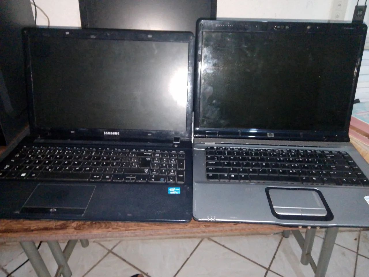 VENDO NOTEBOOK USADO UM QUE PARO DE PEGA MAIS ELE É BOM E UM QUE E ...
