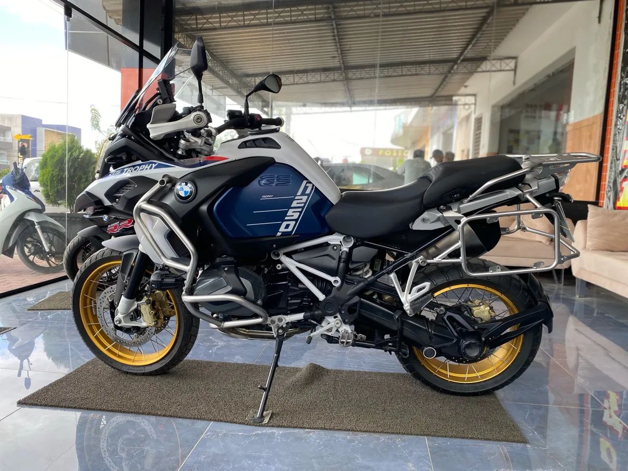 BMW 1250 GS ADVENTUE PEMIUM TOPHY 2023 - 1352569973 | OLX