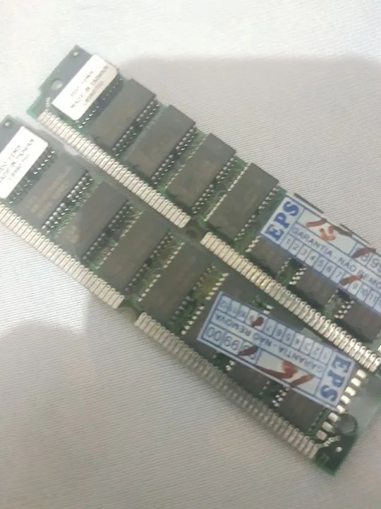 Memória RAM DDR 64MB PC100 - EPS, 2 pentes