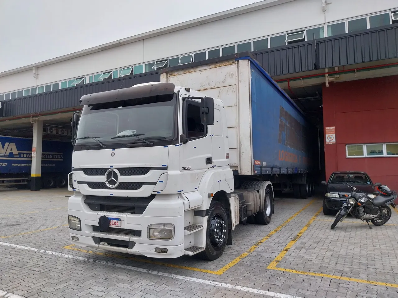 "caminhao vuc" - Caminhões no Brasil