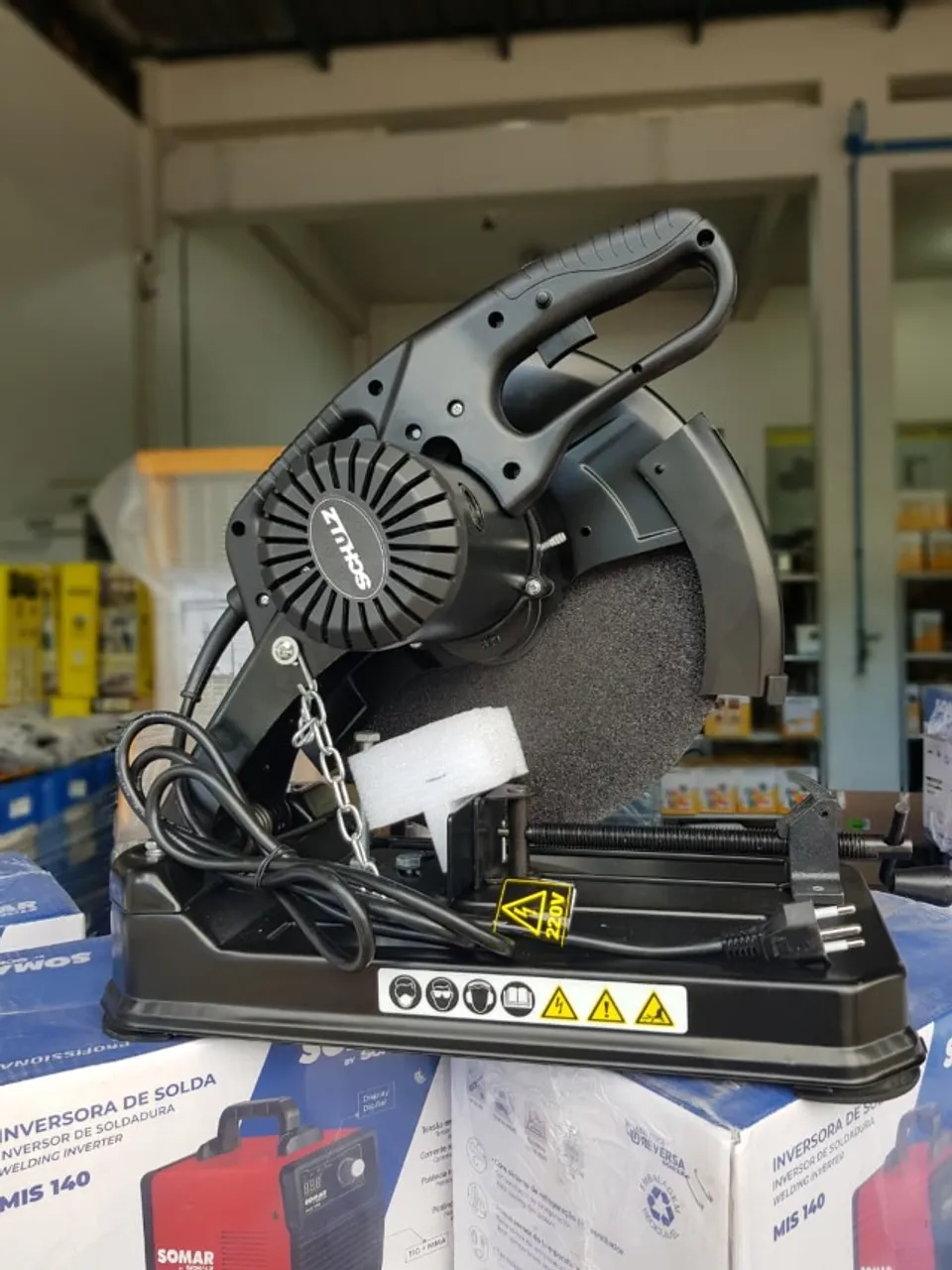 "polikorte" no Brasil