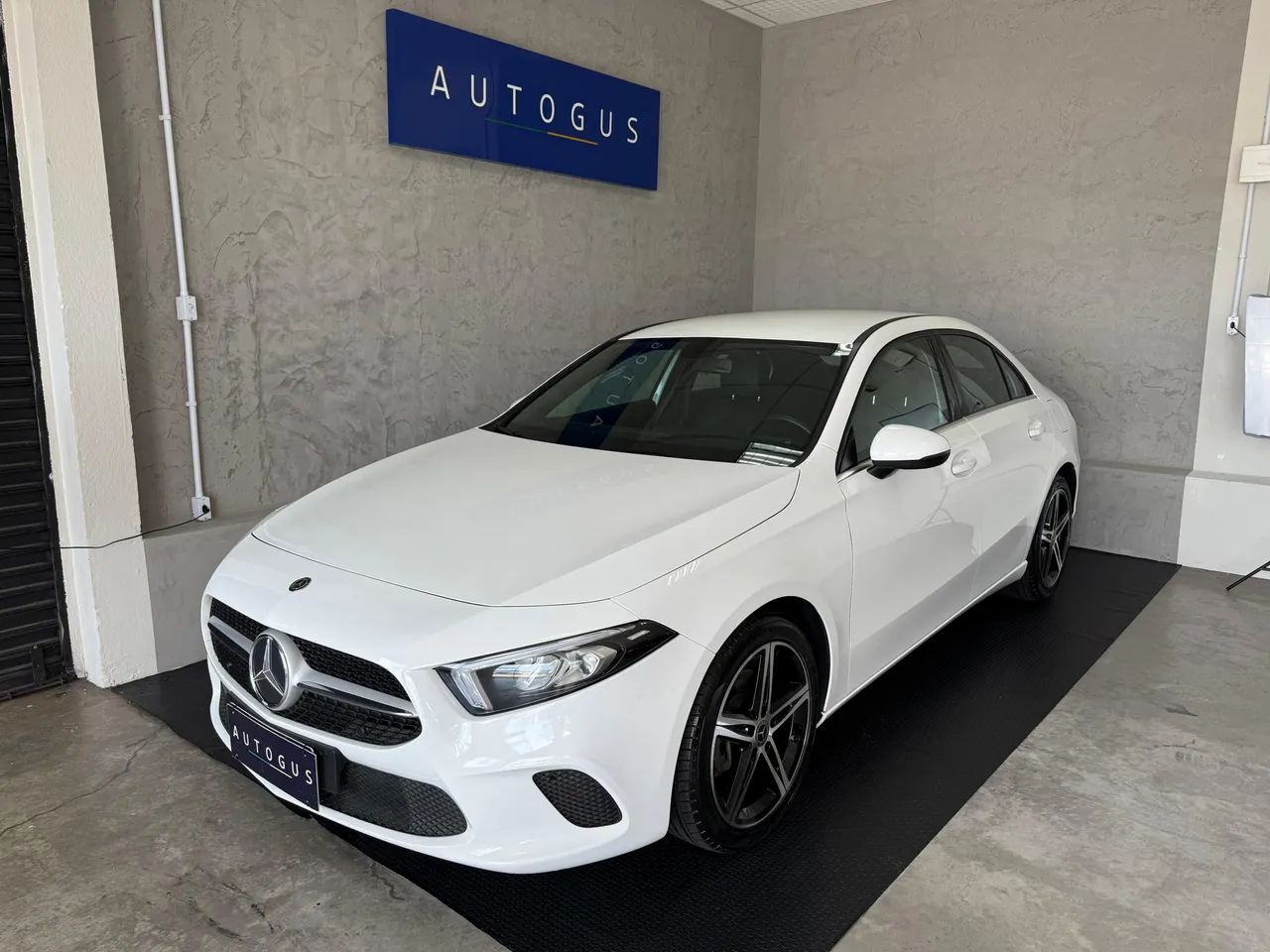 MERCEDES-BENZ A-200 Usados e Novos