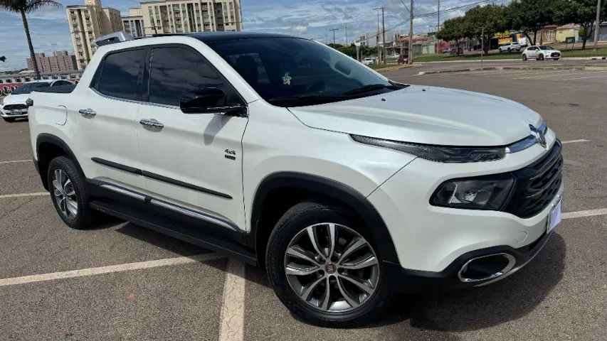 "fiat toro com teto" - Carros Usados e Novos à venda