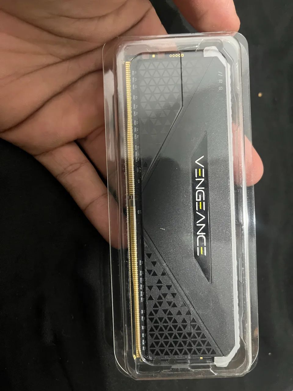 Memória RAM Corsair Vengeance 16GB DDR4 3200MHz CL16 - - Memória RAM ...