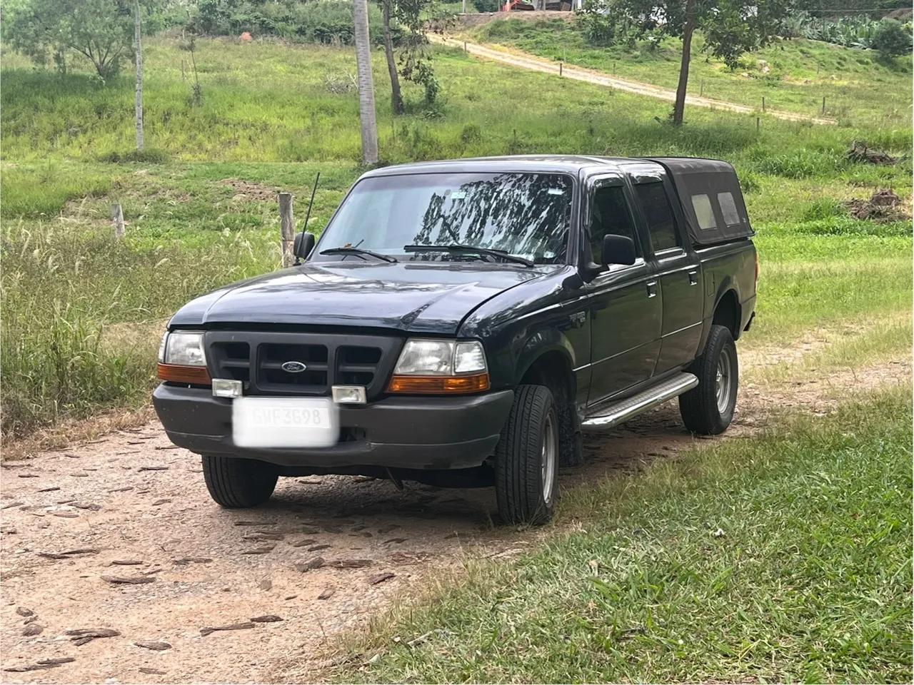 FORD 2000 Usados e Novos