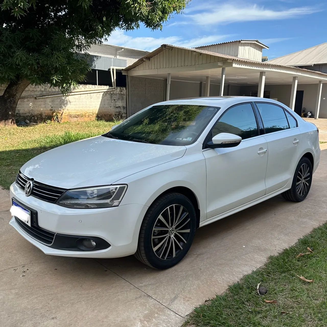 VOLKSWAGEN JETTA 2014 Usados e Novos