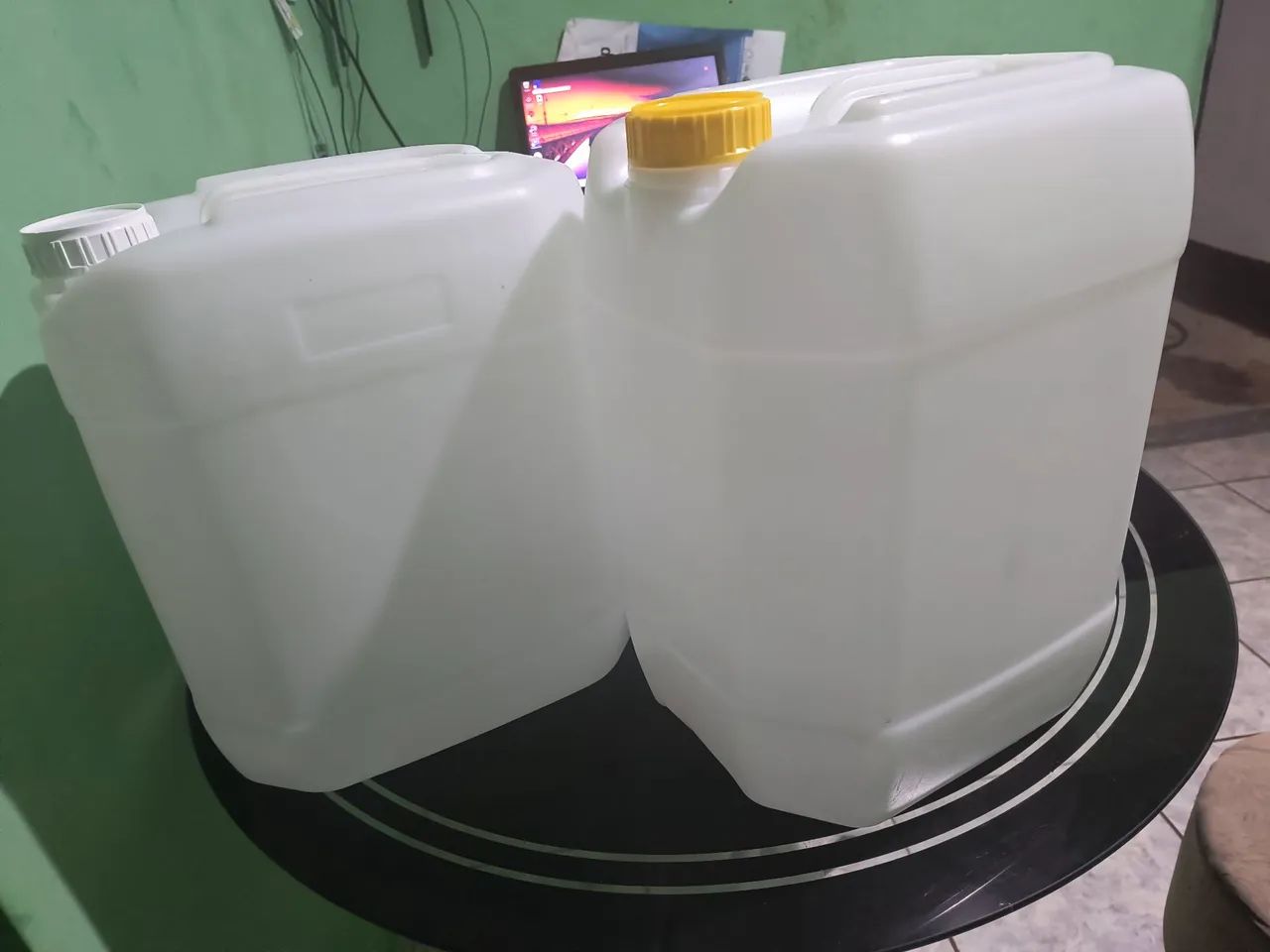 Galão 20 litros limpo - Instalações Elétricas e Hidráulicas - Nova ...