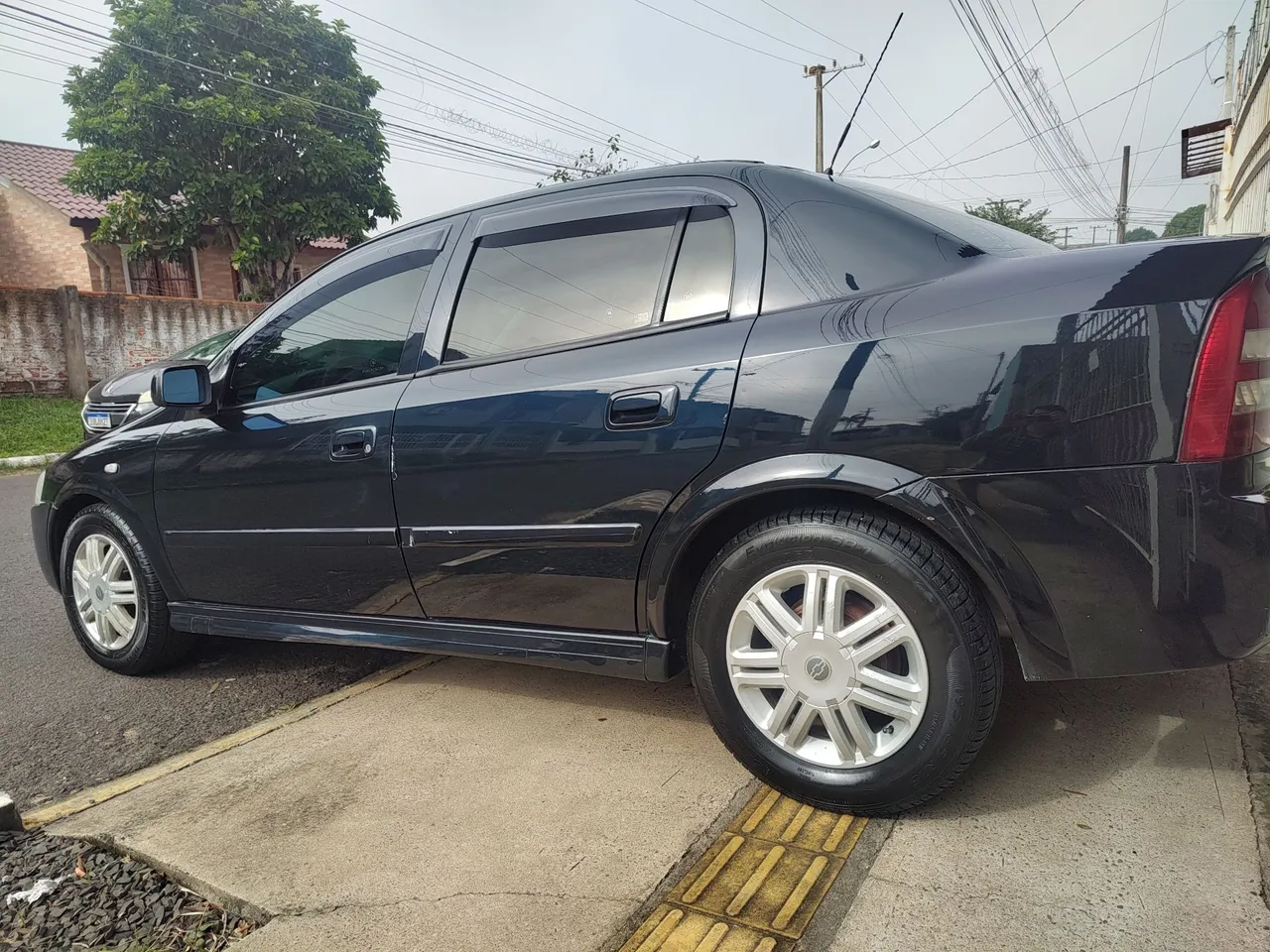 CHEVROLET ASTRA Usados e Novos no RS