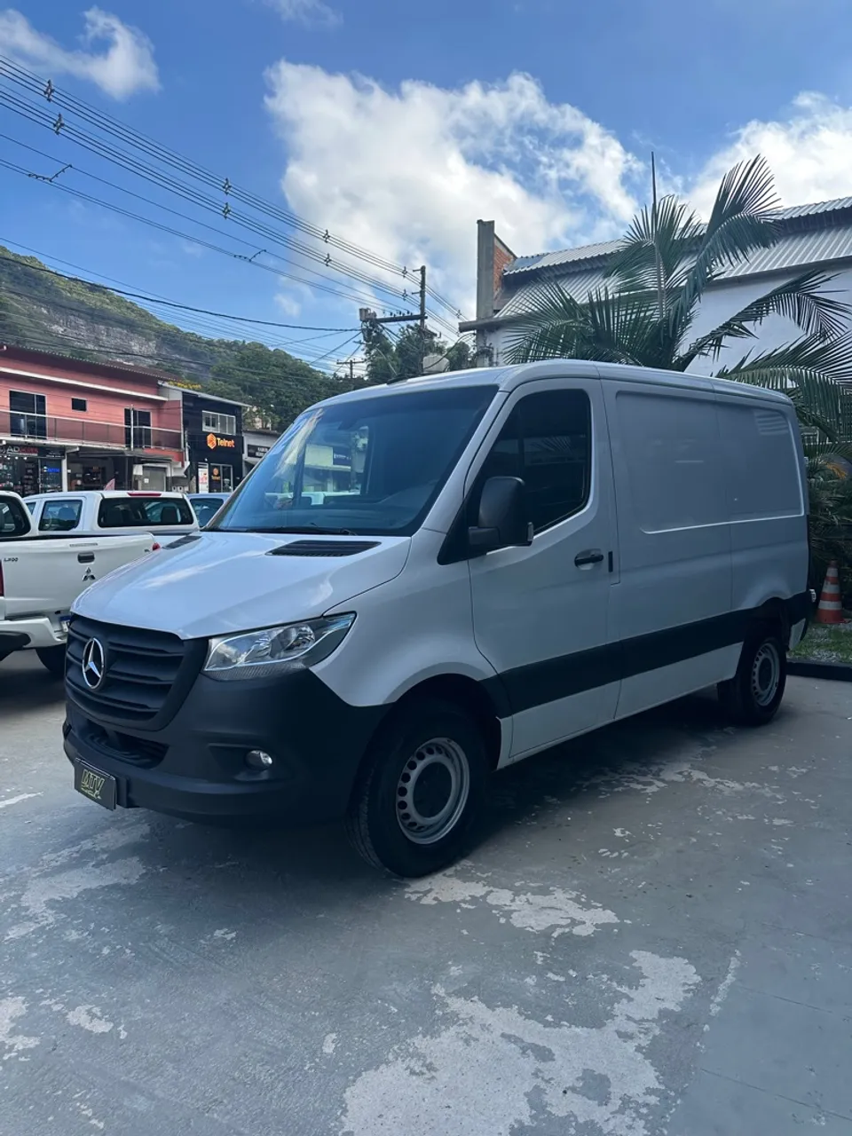 "mercedes 715" no Brasil