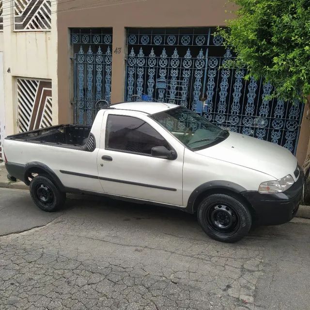 FIAT STRADA 2004 Usados e Novos