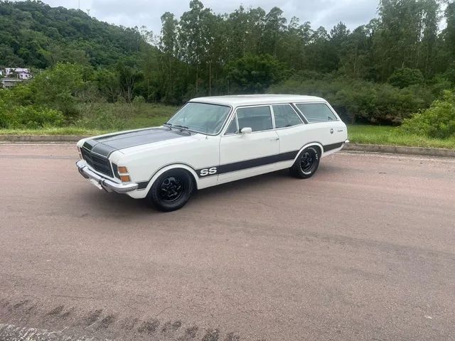 CHEVROLET CARAVAN Usados e Novos no RS