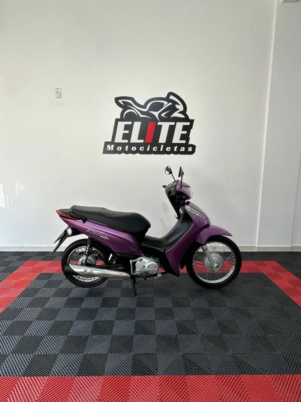 "moto rosa" no Brasil