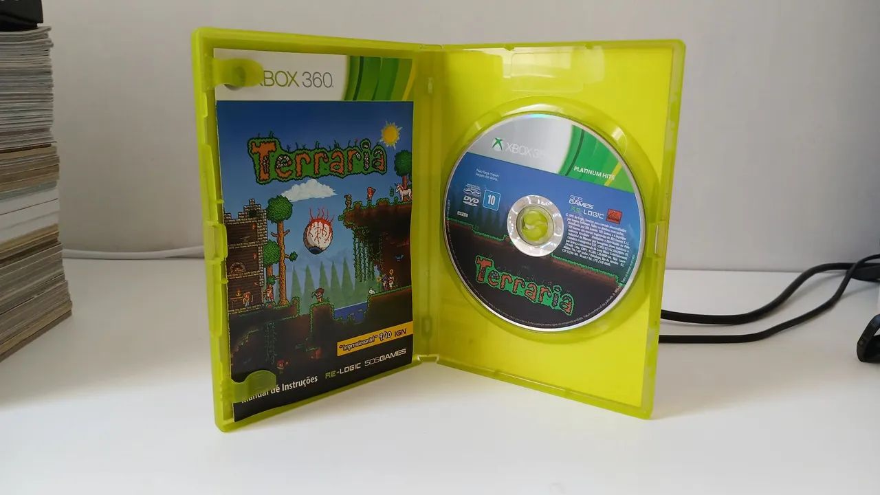 Terraria (original) platinum hits - xbox 360 - Jogos de Vídeo Game ...