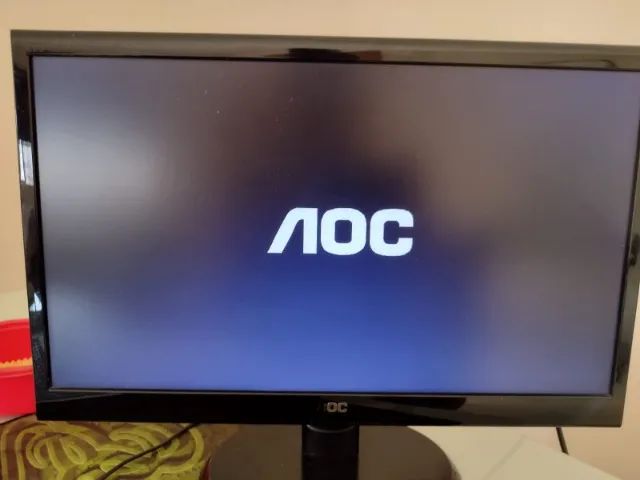 "monitor lcd 24 polegadas" no Brasil