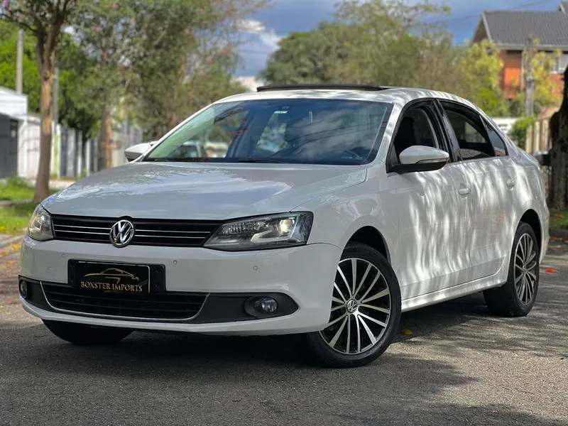 VOLKSWAGEN JETTA 2013 Usados e Novos