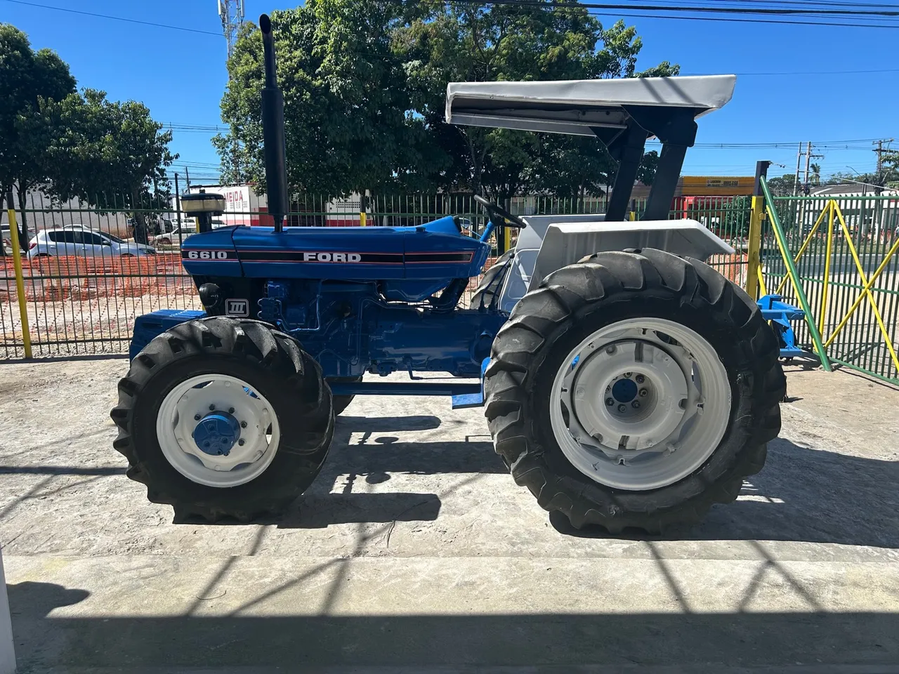"trator ford 6600" - Tratores e máquinas agrícolas no Brasil