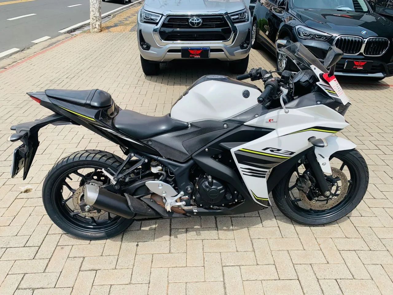 "yamaha 300" no Brasil